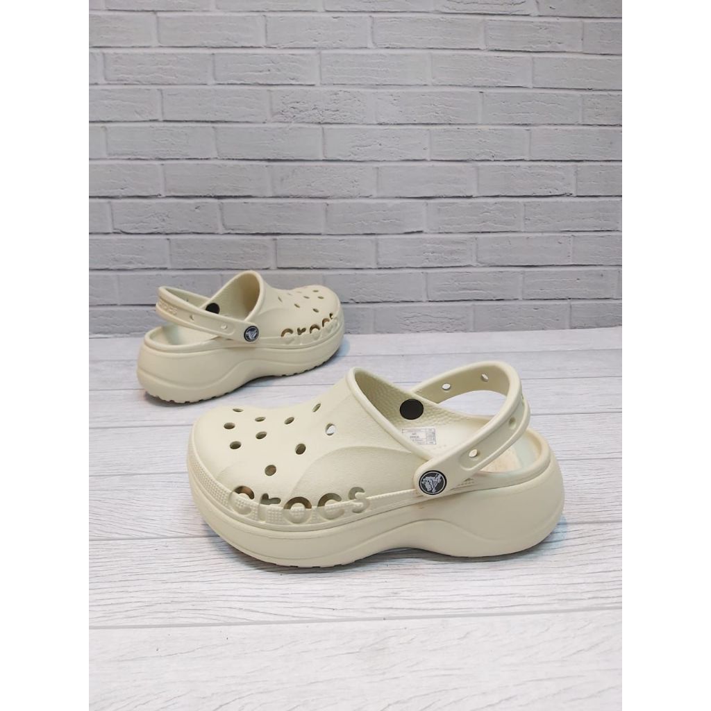 Jual Crocs Classic Baya clog /Crocs Classic Baya Platform Clog | Shopee ...