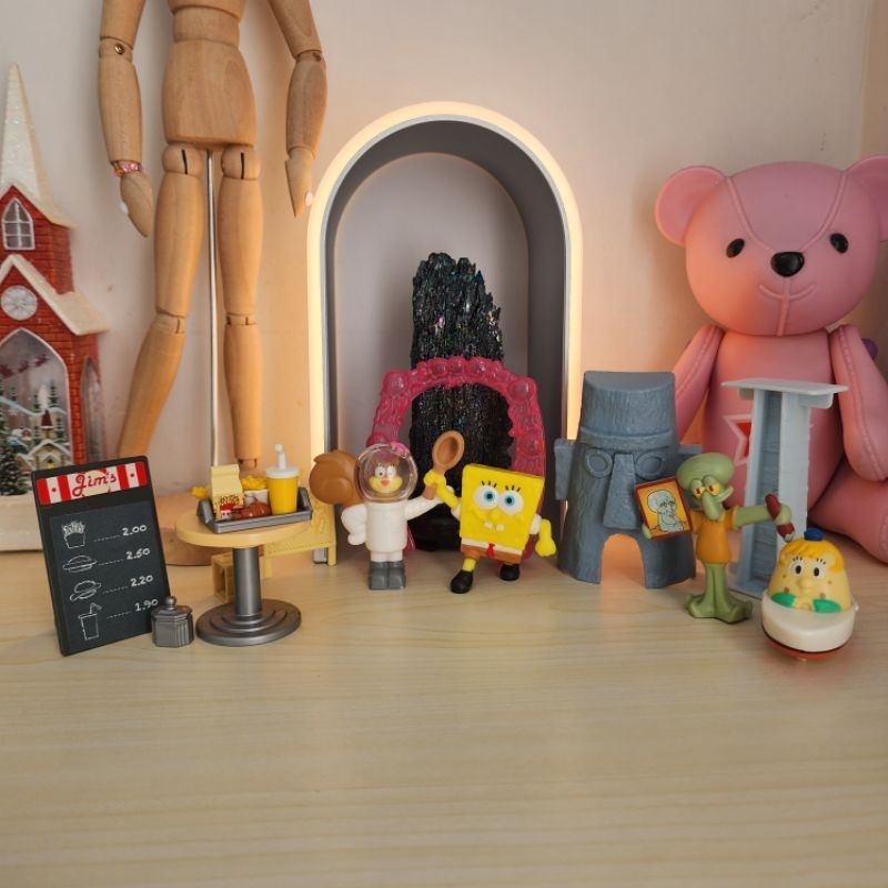 Jual Happy Meal McD McDonalds - SpongeBob, Sandy Cheeks, Squidward dan ...