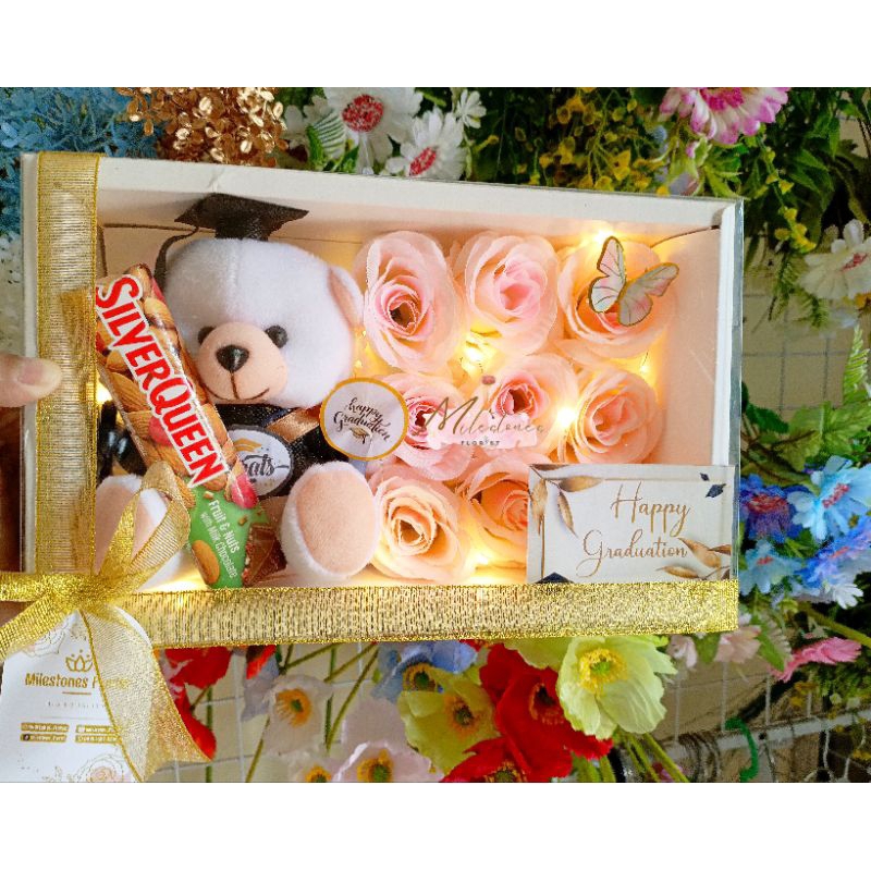 Jual Bouquet Box II || Buket wisuda || Buket Boneka || Buket Box ...