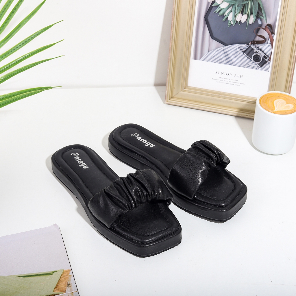 Jual Parayu Kece - Sandal Flat Wanita Sandal Teplek Queena Korean Style ...