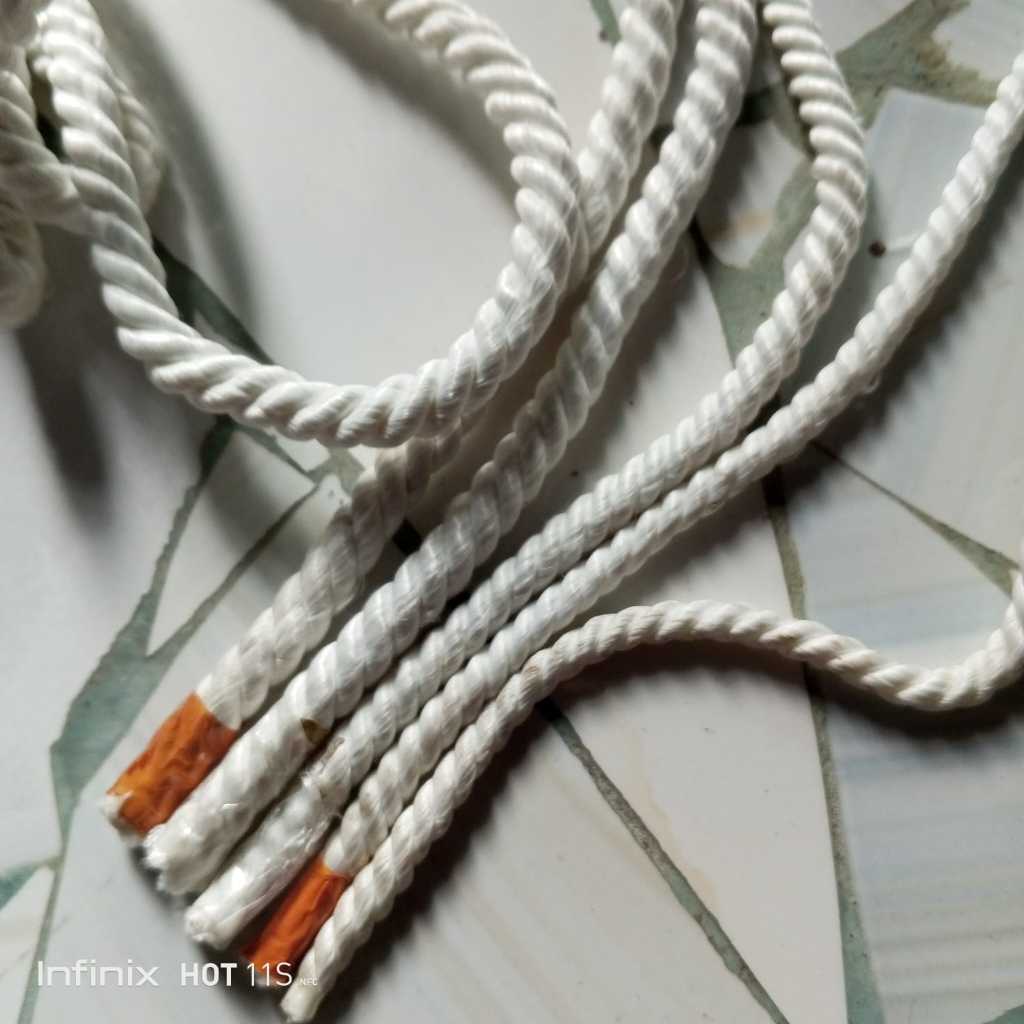 Jual Tali Bendera upacara 20 M diameter sesuai variasi digabung bahan ...