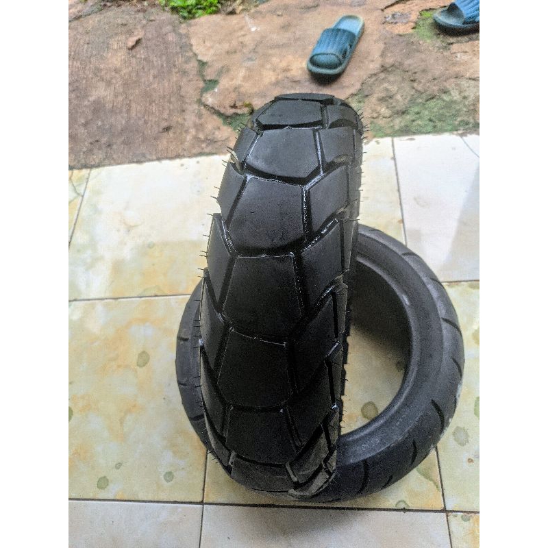 Jual Ban Copotan Motor ADV Ring 13 130/70 Tubles/Ban Belakang Motor ADV ...