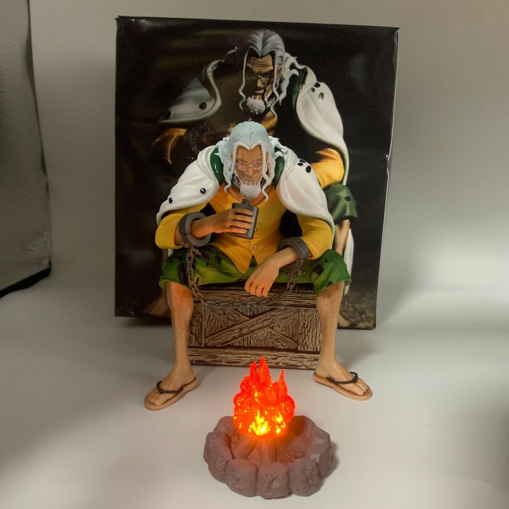 Jual Figure Silvers Rayleigh 16CM + LED FLAME Action Figure One Piece ...