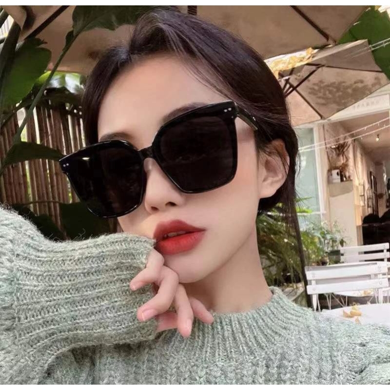 Jual sarahshop21_ kacamata hitam cocok untuk muka lebar atau bulat ...