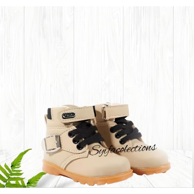 Jual SEPATU ANAK LAKi LAKi MODEL BOT DOCMART USIA 1/7 TAHUN | Shopee ...