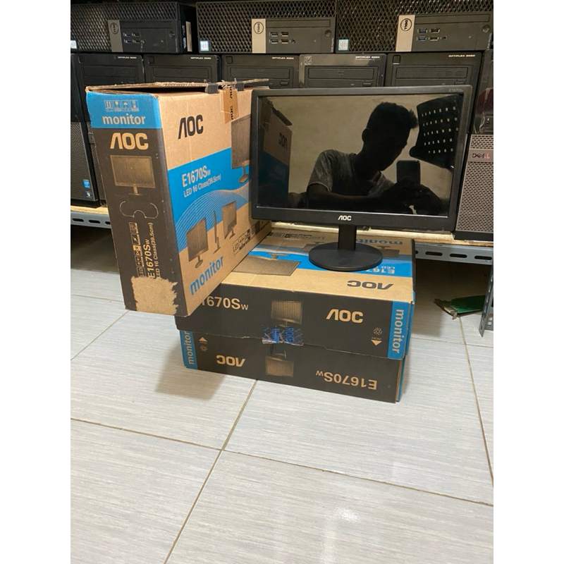 Jual MONITOR AOC 16 INCHI WIDESCREEN LAYAR KRISTAL | Shopee Indonesia