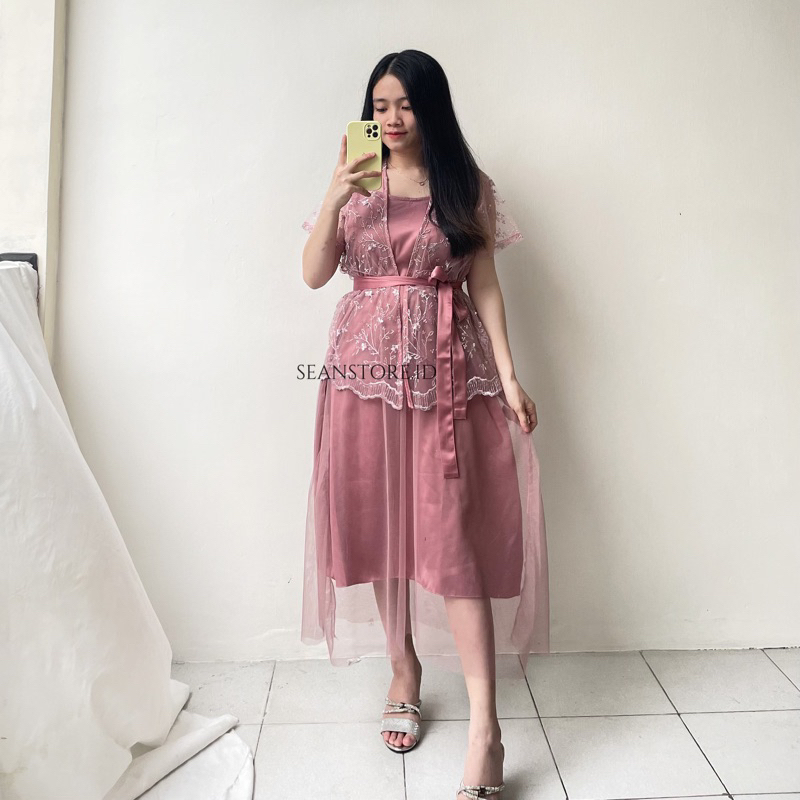 Jual Set Grisya 3in1 Populer 그리시 Dress Natal Tile Premium Inner & Outer ...