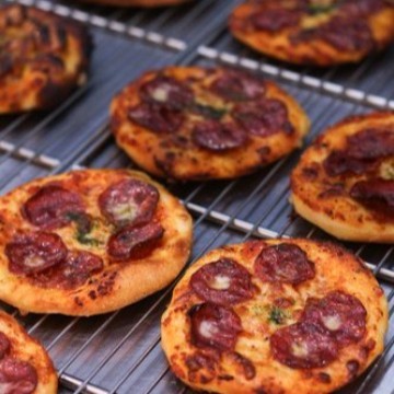 Jual Jawara Roti & Kue - Pizza Collection | Shopee Indonesia