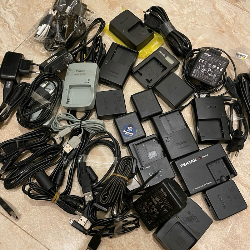 Jual (BACA DESKRIPSI) Charger original untuk digicam ( Sony Lumix Canon ...