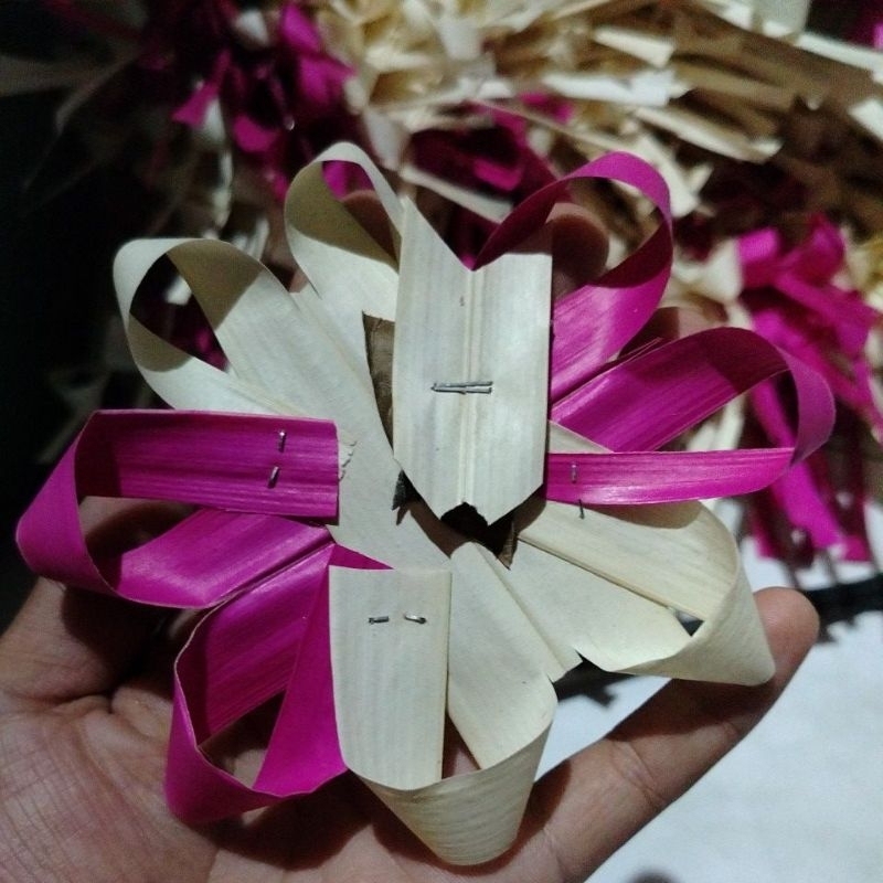 Jual canang sari/goak busung ibung | Shopee Indonesia