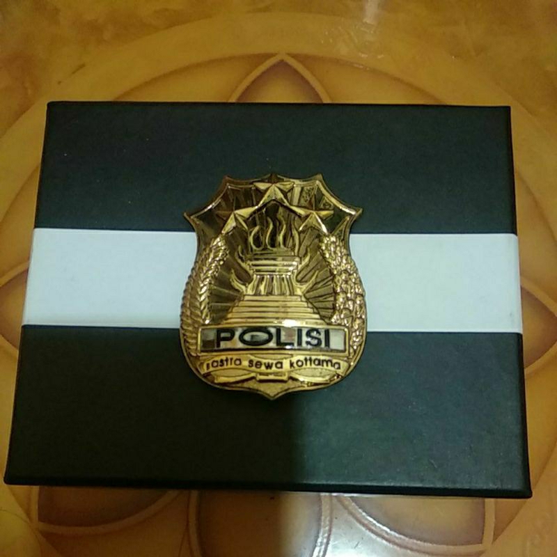 Jual Pin Emblem Lencana Polri Original | Shopee Indonesia