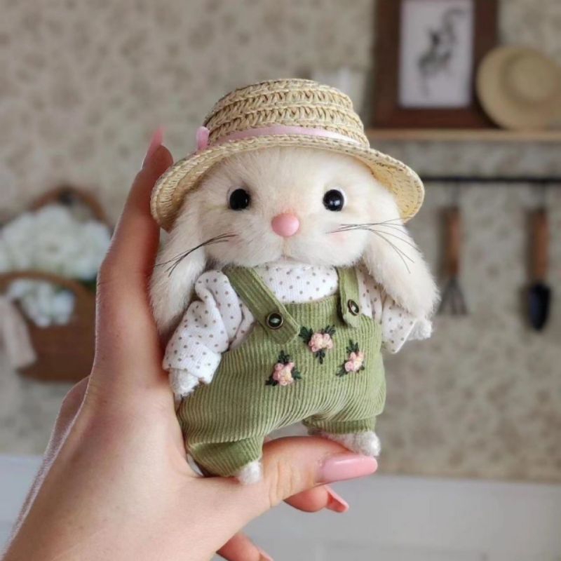 Jual Boneka Kelinci Putih Topi Jerami Kado Valentine Ultah | Shopee ...