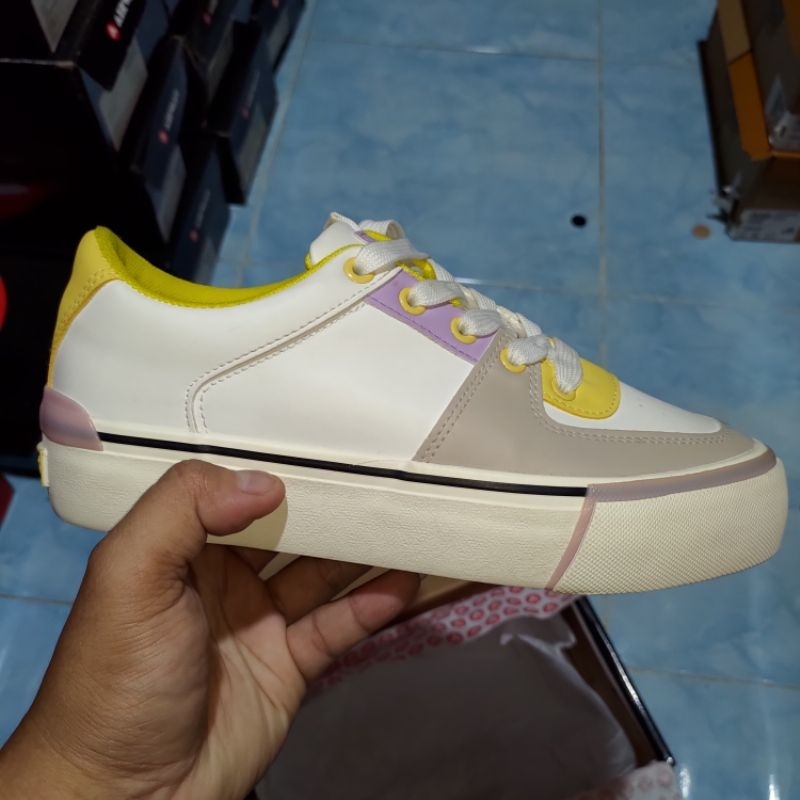 Jual AIRWALK TANIA WHITE/BEIGE/YELLOW ORIGINAL [AIWCL230102Y] | Shopee ...
