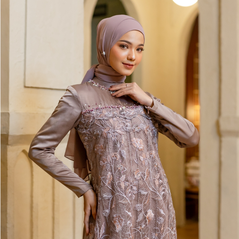 Jual LYF OFFICIAL - VINDY DRESS - A LINE - GAUN - PANJANG - RESEPSI ...