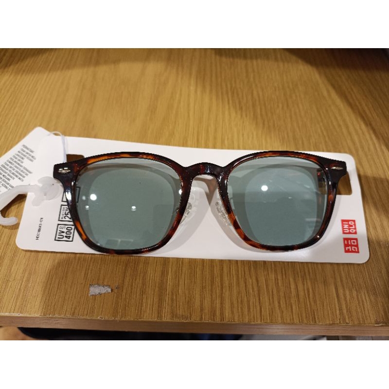 Jual Kacamata UV Protection Persegi Uniqlo (Unisex) | Shopee Indonesia