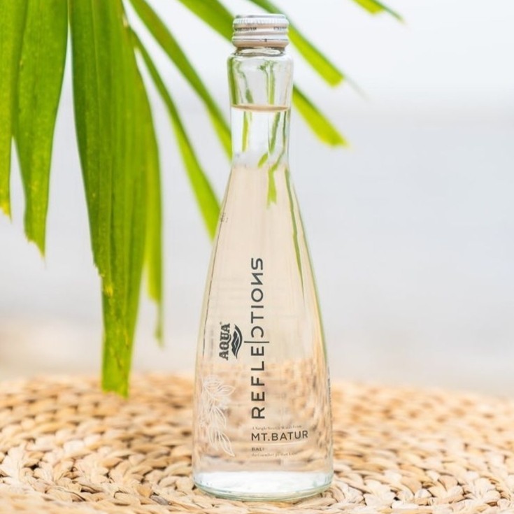 Jual Aqua Reflections Still Mineral water 380ml Aqua botol beling kaca Air Putih minum Glass ...