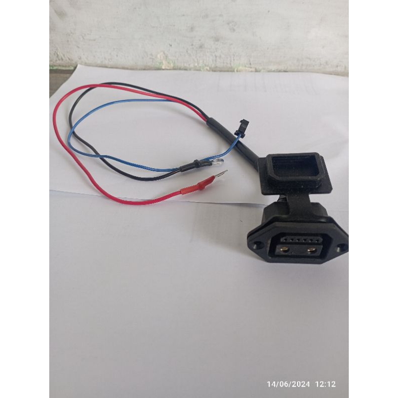 Jual Soket Socket Charger Motor Listrik Volta Female BARU | Shopee ...