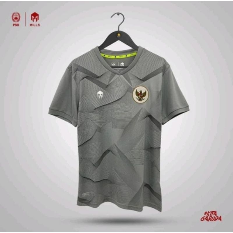 Jual Jersey bola / timnas indo / training grey ori mills 2020 / S ...