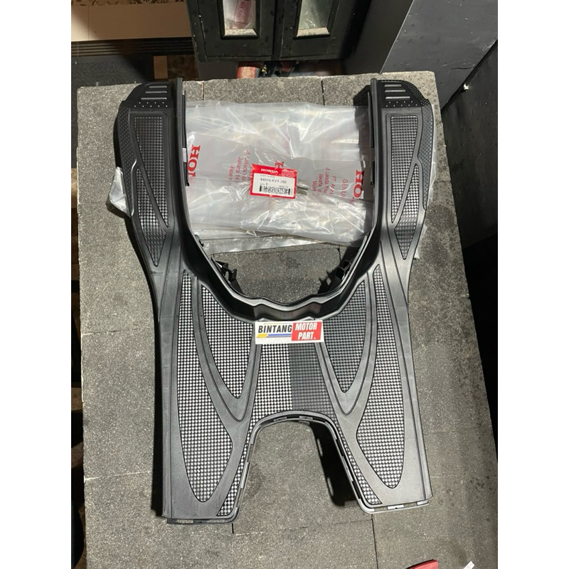 Jual 64310 KVY 700 PIJAKAN LANTAI HONDA BEAT KARBU GEN2 LANTAI BEAT KARBU GEN2 | Shopee Indonesia