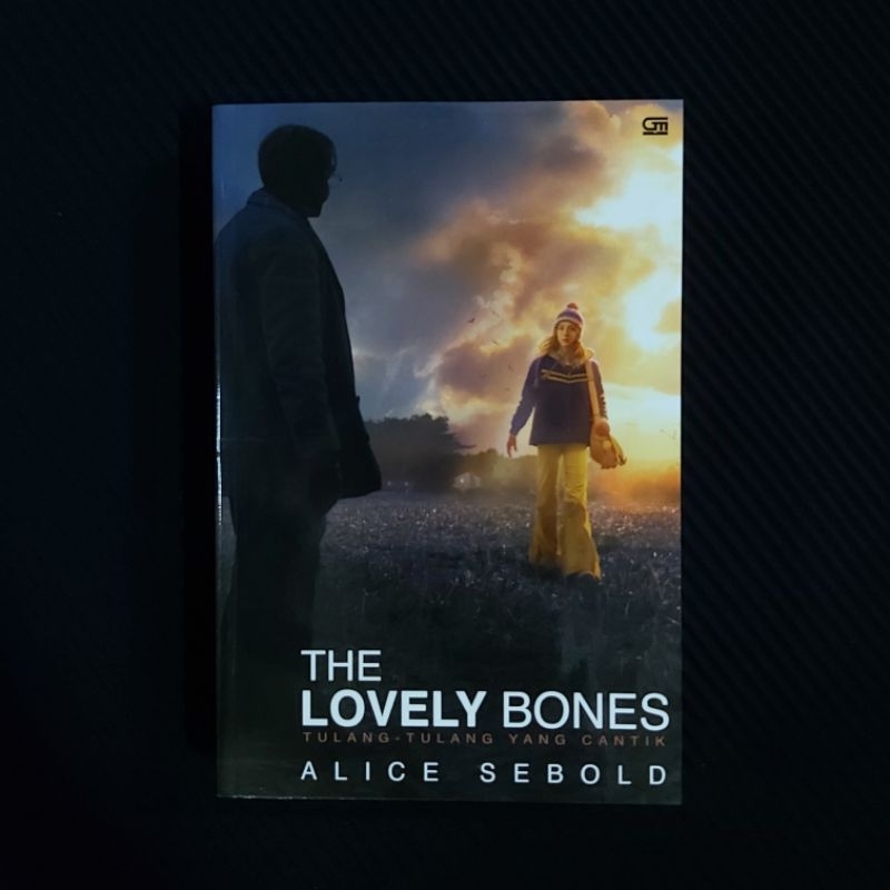 Jual Buku Original The Lovely Bones ︎ Tulang - Tulang Yang Cantik ALICE ...