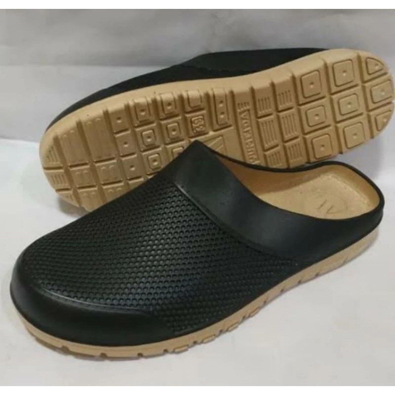 Jual sepatu sendal slop slip on bustong Baim karet bapao laki laki pria ...
