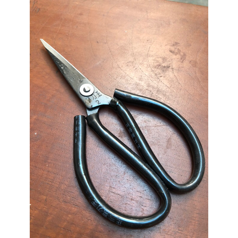 Jual Imura | Gunting Kodok Gagang Hitam Gunting Kain | Shopee Indonesia