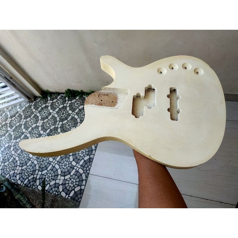 Jual body bass putih 4 string murah | Shopee Indonesia