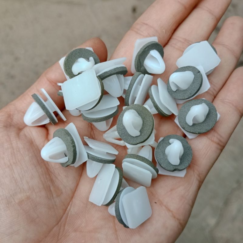 Jual Kancing Klip Body Kit moulding Mobil Toyota Daihatsu Universal Isi ...