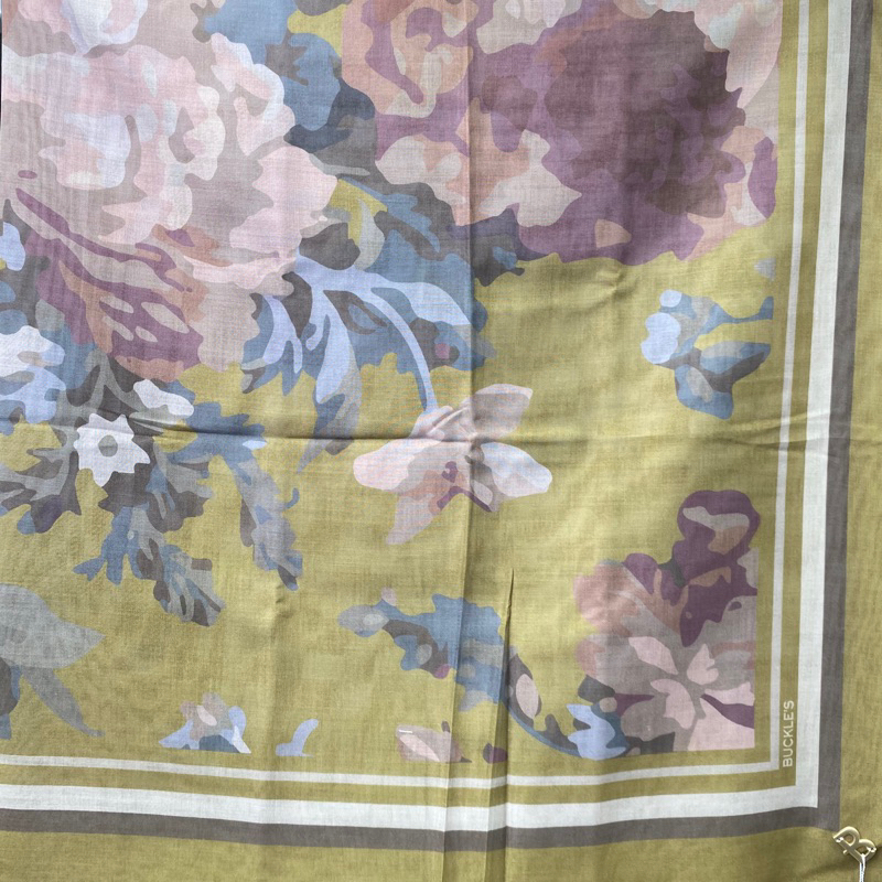 Jual BUCKLE SCARVES BOX MOTIF BY AZARA jilbab/kerudung ukuran 110x110 ...