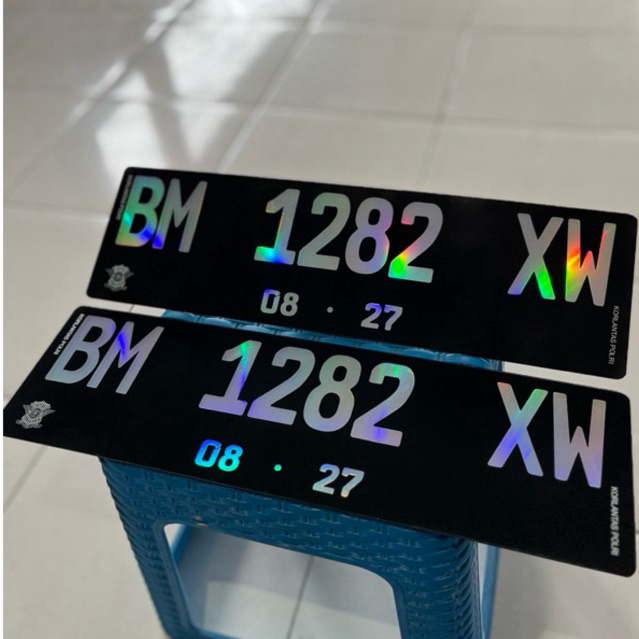 Jual Plat Akrilik Mobil - font hologram | Shopee Indonesia