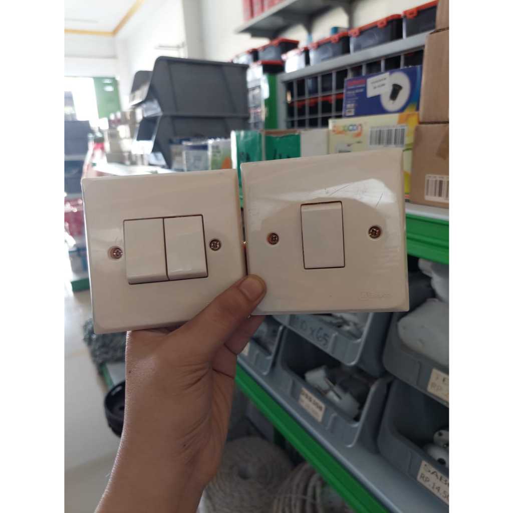 Jual Broco Saklar Ganda dan Tunggal/ Saklar Seri/ Saklar Lampu Kotak ...