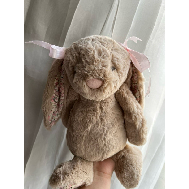 Jual Jellycat Bashful Blossom Bea Beige Bunny (Preloved) | Shopee Indonesia