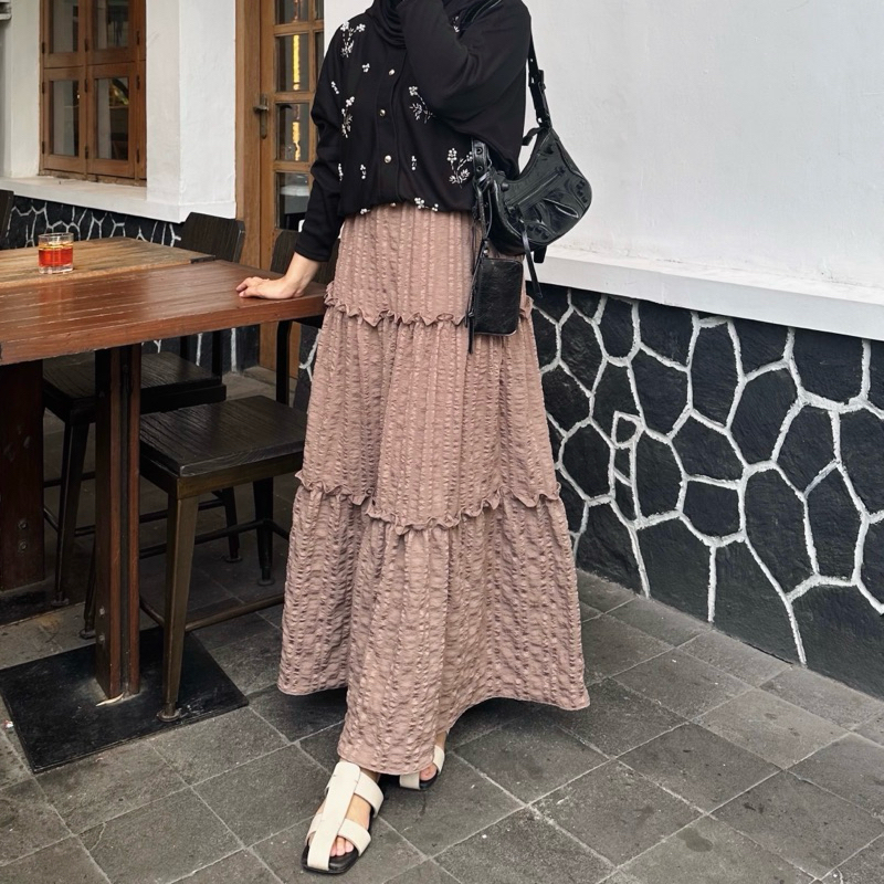 Jual Renaette - LYORA SKIRT - Bawahan - Rok Panjang Ruffle Wanita ...