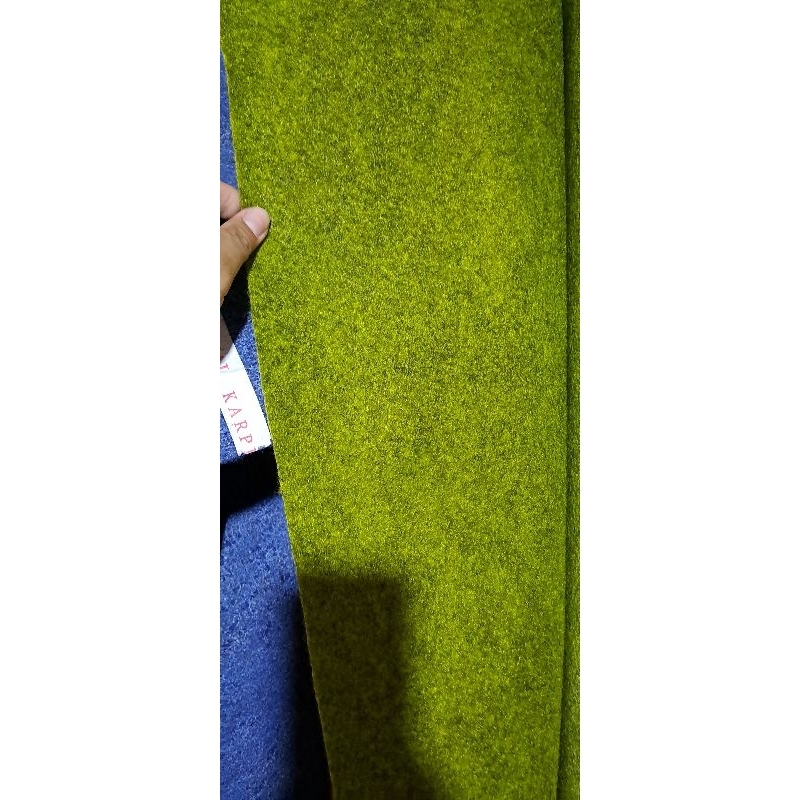 Jual KARPET LANTAI WARNA POLOS METERAN BABUT BLUDRU - KARPET MUSHOLA ...