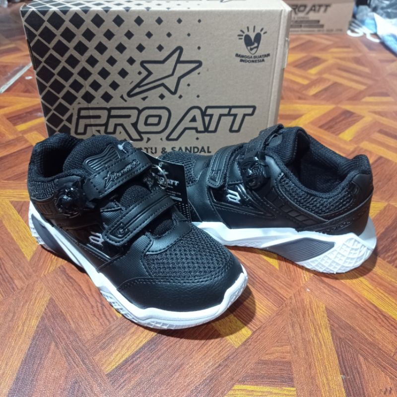 Jual SEPATU PRO ATT SEPATU SEKOLAH TRENDY MODELKRETEK/MAGNET ANAK-ANAK ...