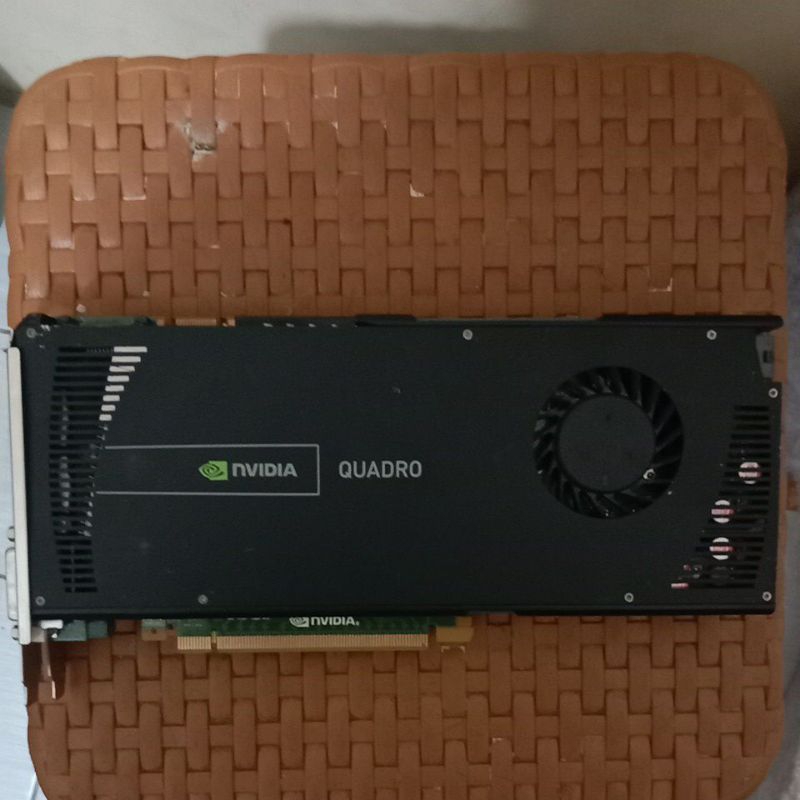 Jual VGA QUADRO 4000 2GB 256bit ddr5 khusus render video dan gaming ...