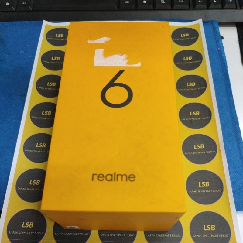 Jual DUS BOX HANDPHONE REALME 6 ORIGINAL BEKAS | Shopee Indonesia