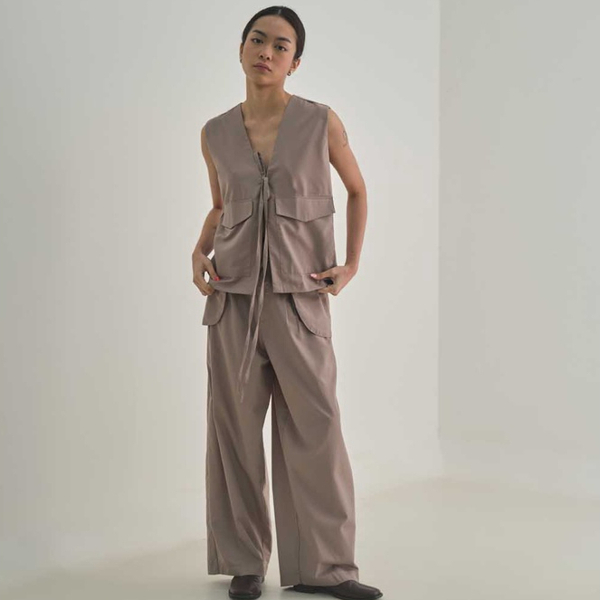 Jual MORNINGSOL Dakota Set, Vest, and Pants | Set, Atasan, dan Celana Wanita | Shopee Indonesia