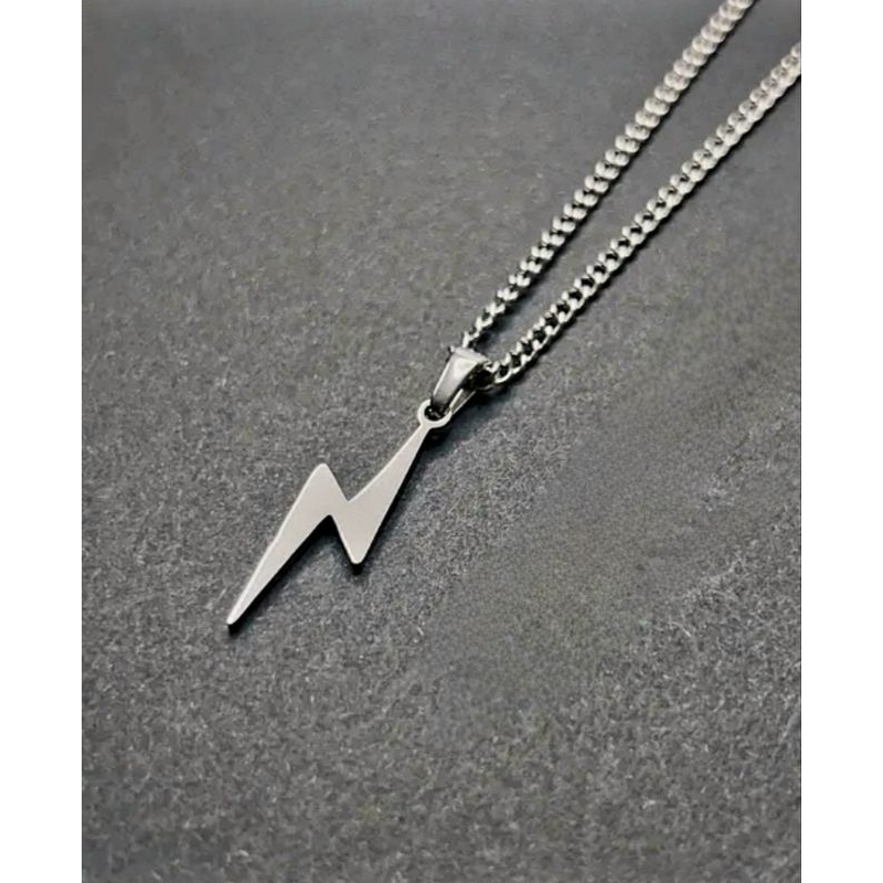 Jual Kalung Rantai Titanium Stainlees Stell Pria Wanita Model Liontin ...