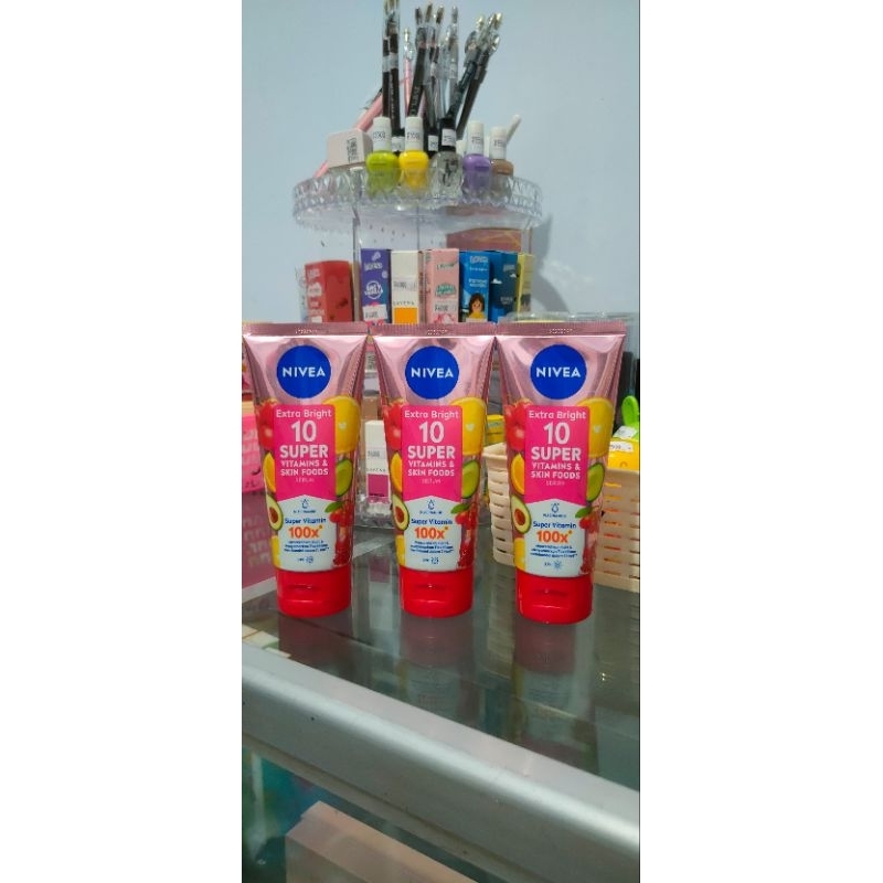 Jual Nivea extra bright 10 super vitamin&skinfoods body serum super ...