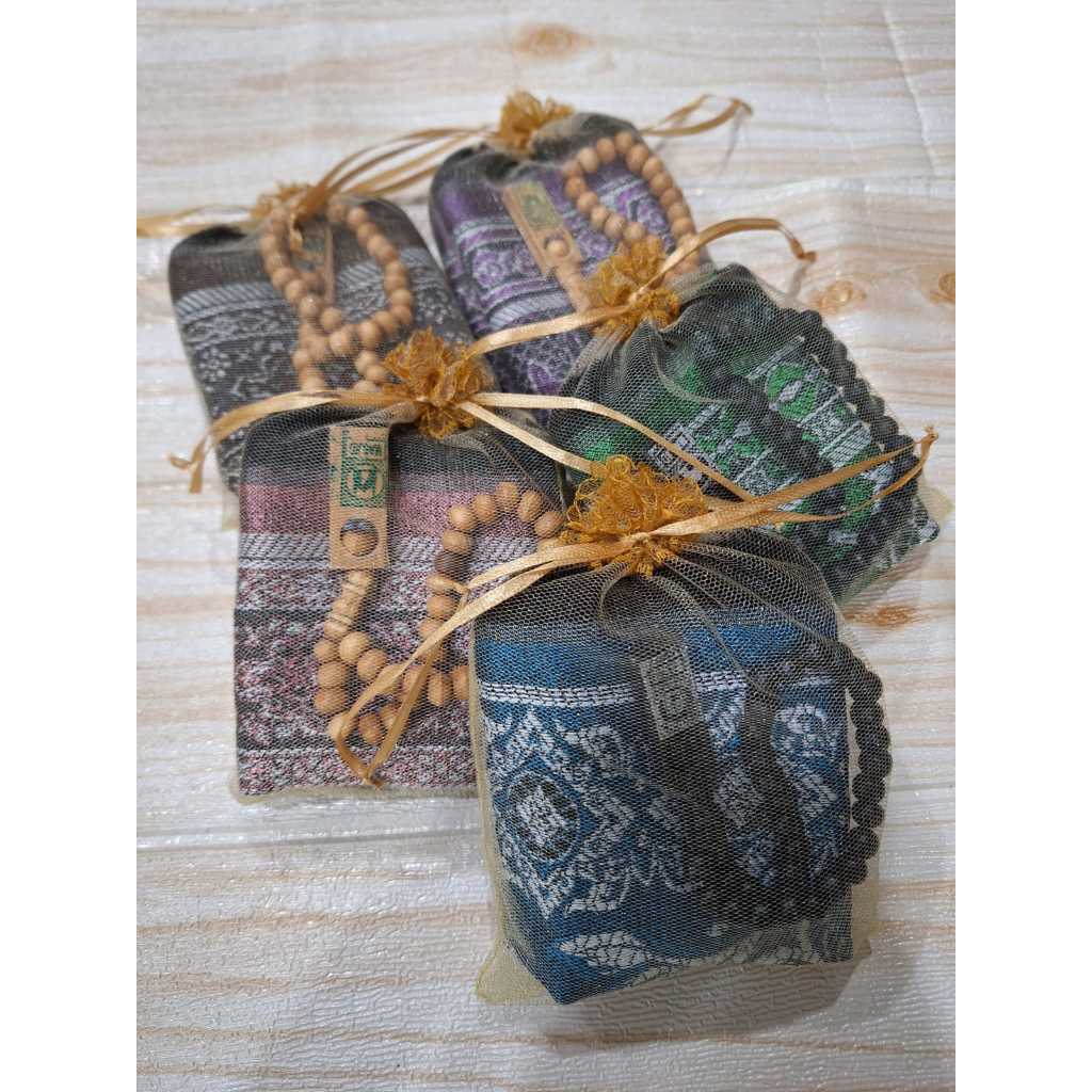 Jual Paket Souvenir Tile Sajadah Alydrus mini / Sajadah Sujud + Tasbih ...
