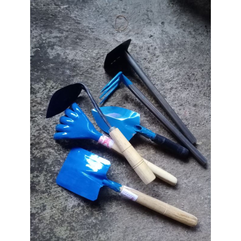 Jual alat berkebun cangkul mini gagang besi garuk mini gagang besi skop ...