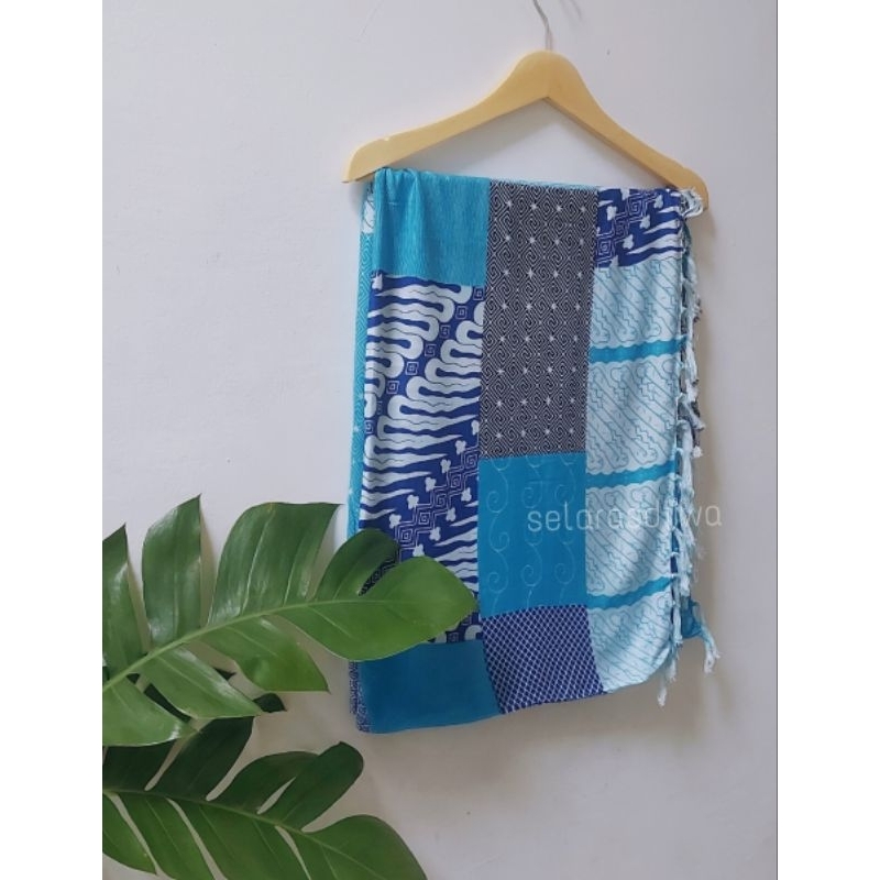 Jual KAIN SARONG PANTAI BALI RAYON MOTIF BATIK KLASIK BIRU (LIMITED ...
