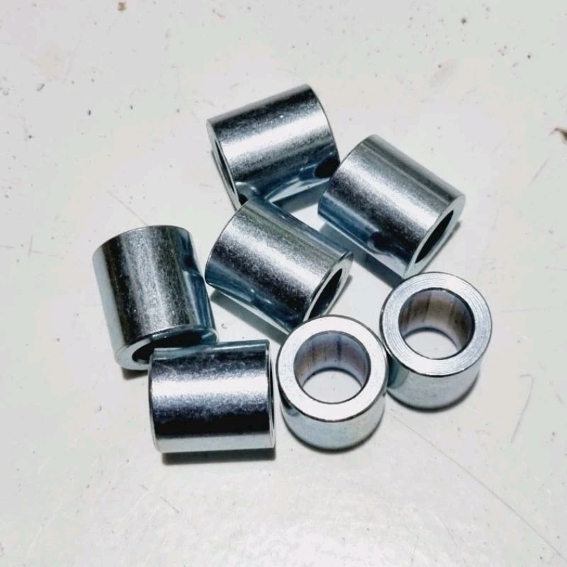 Jual Bosh bos As Standar Tengah Dua Vario baut 14 bushing Beat scoopy ...