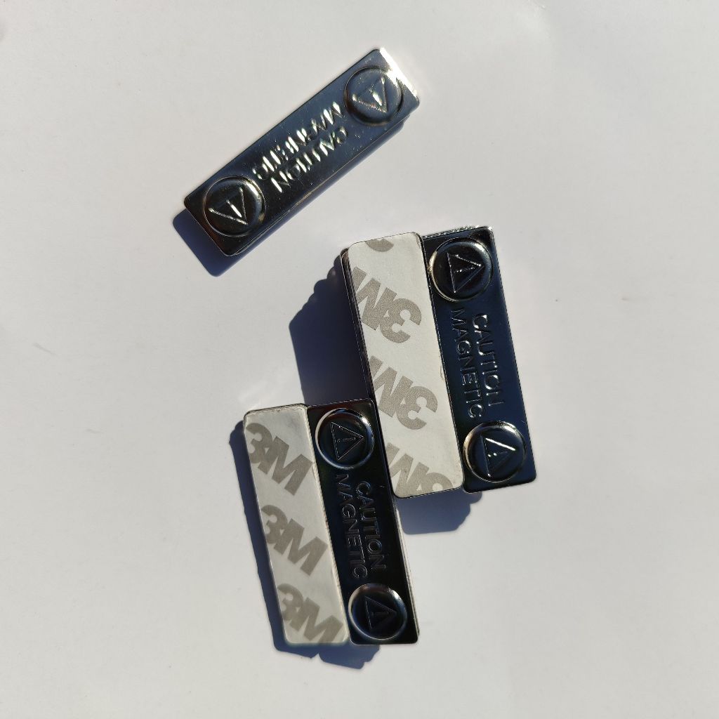 Jual Magnet Nama Dada/ Nametag /Caution Grade Super/Magnet Nama Dada ...