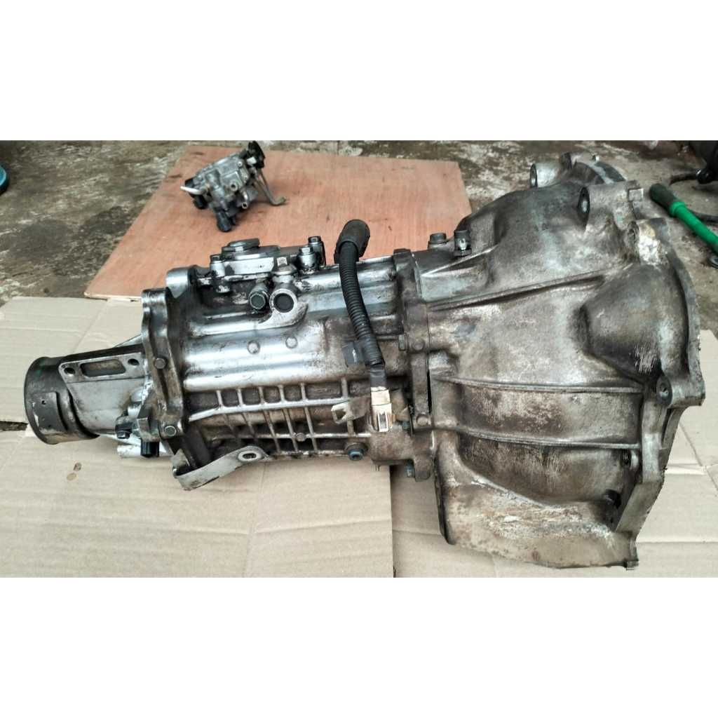 Jual Transmisi tranmisi Persneling Gearbox Grand New Avanza Great Xenia ...