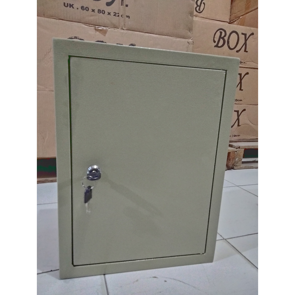 Jual Box Panel Listrik 40x30x18cm Indoor BOX 403018 IN BOX | Shopee ...