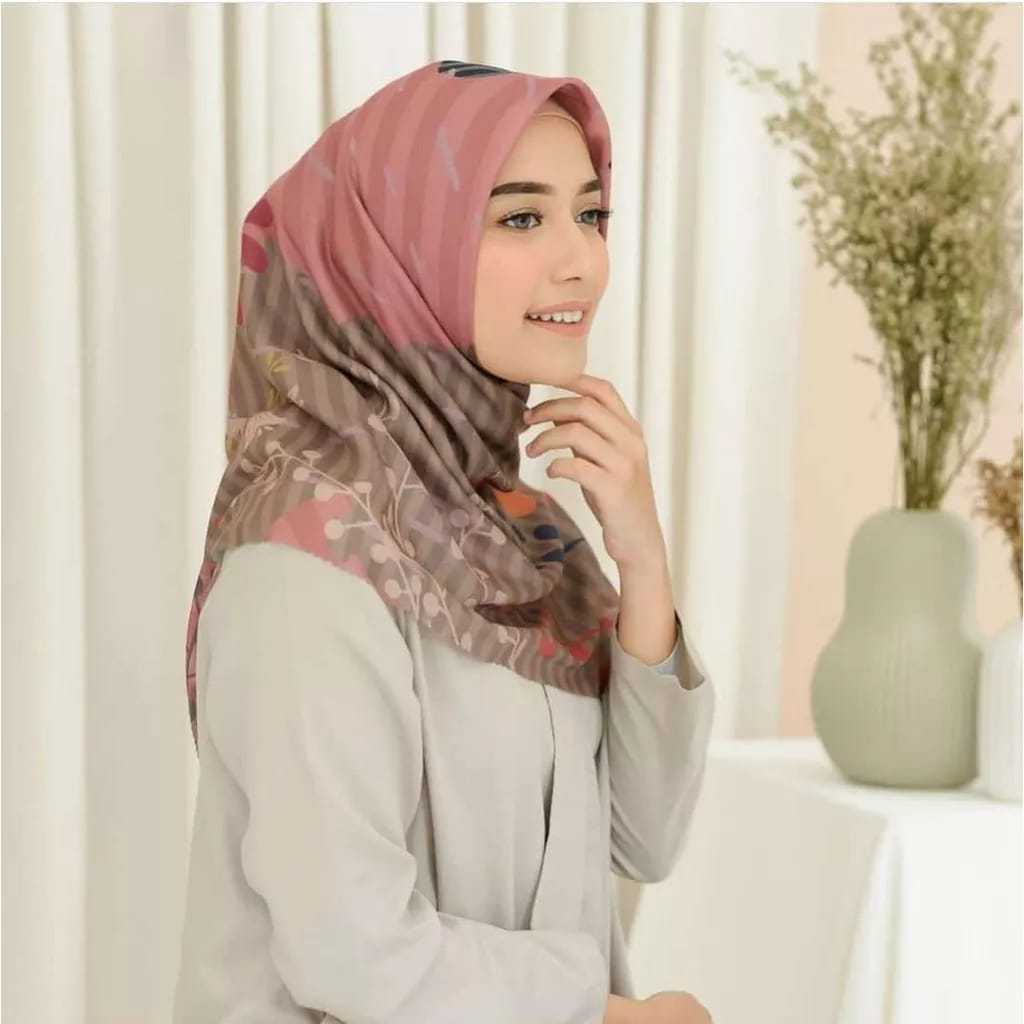 Jual HIJAB SEGI EMPAT MOTIP/KERUDUNG MOTIF VOAL TERBARU/JILBAB SEGI EMPAT MOTIF VOAL PREMIUM ...