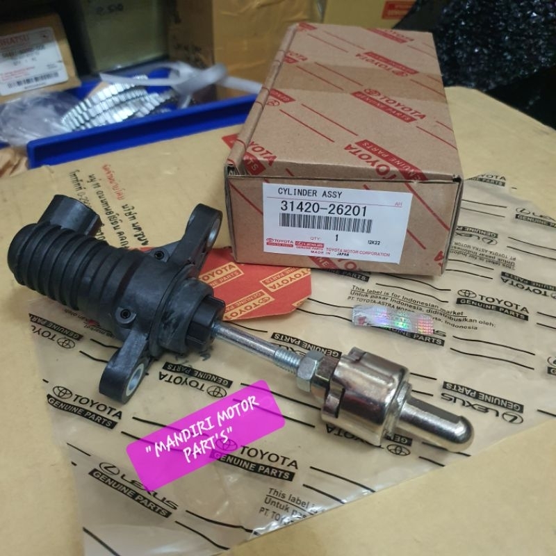 Jual CM ASSY/CYLINDER ASSY/MASTER KOPLING ATAS TOYOTA HIACE COMMUTER 5/ ...