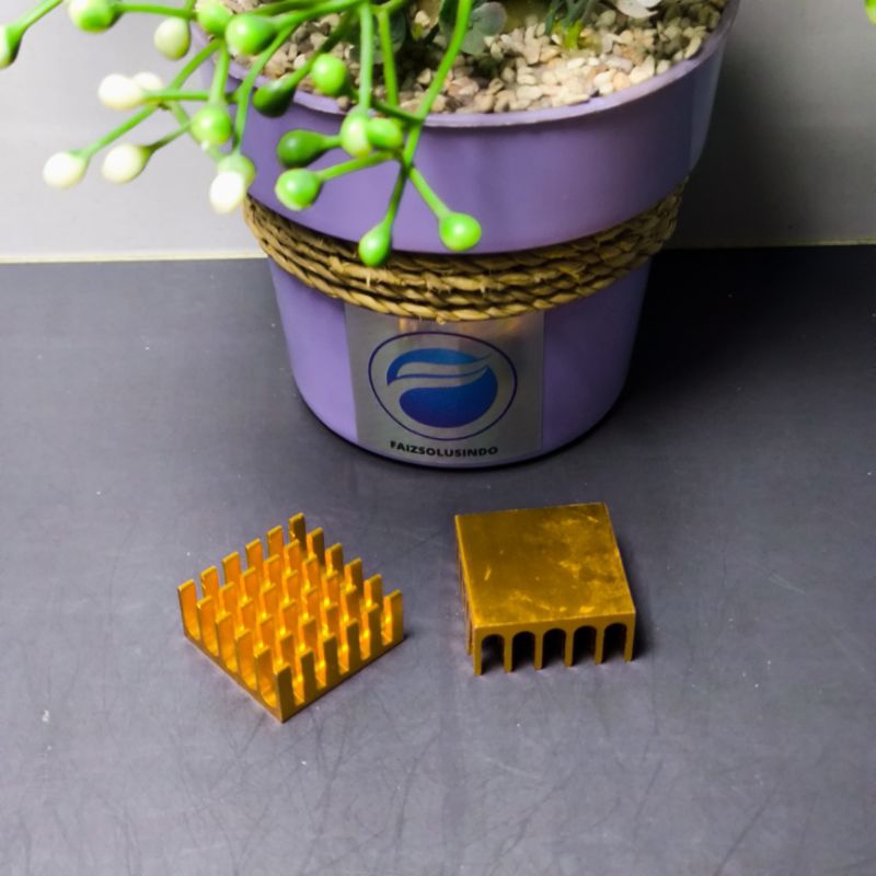 Jual Aluminum Heat Sink Radiator Cooling Block 22x22x10mm Kuning ...